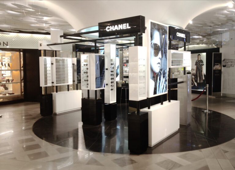 CHANEL Corner Galeries Lafayette - IdeAform - Design, mobilier et ...